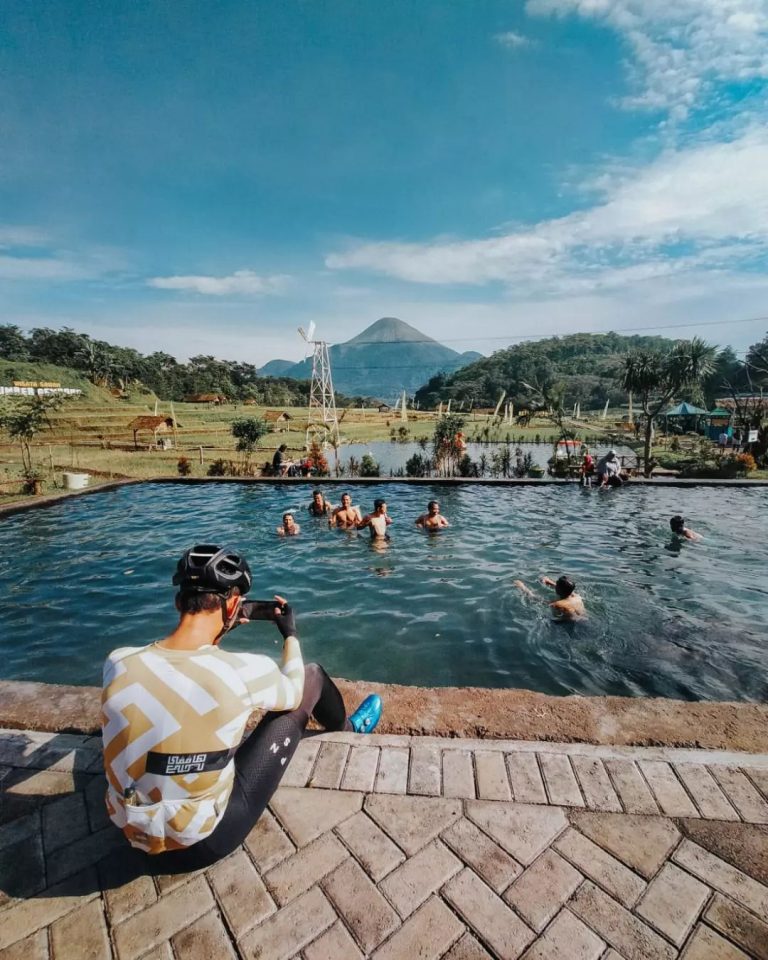 14 Tempat Wisata Di Trawas Yang Hits Dan Ramai Pengunjung - Wisata Milenial