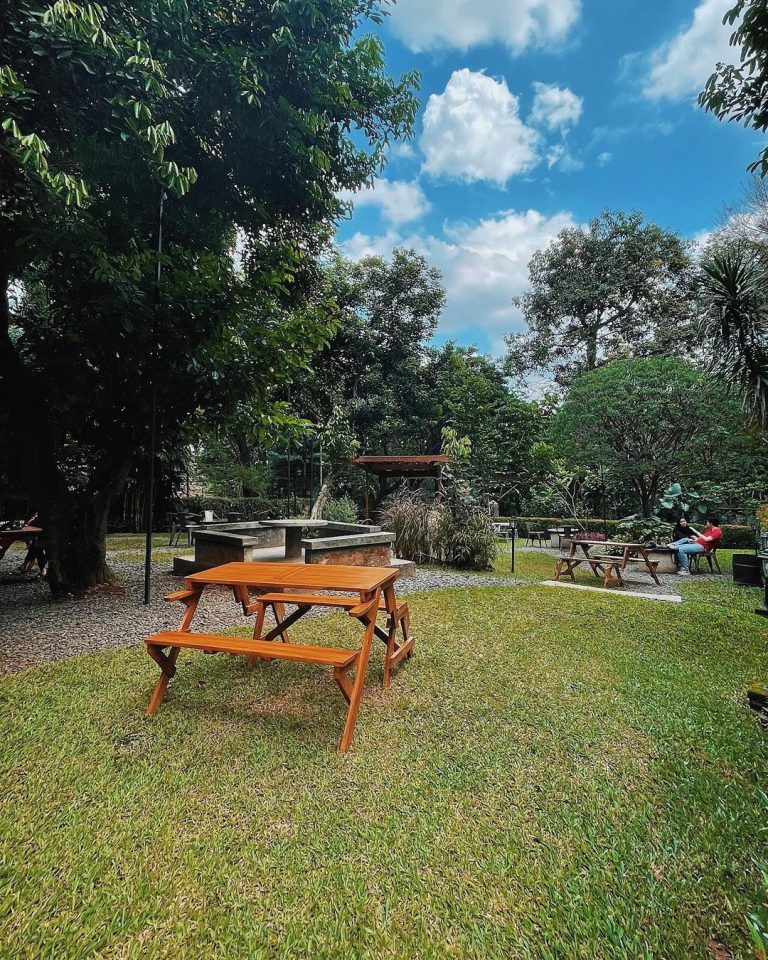Review Rene Cafe Cipayung Harga Menu Januari 2024 - Wisata Milenial