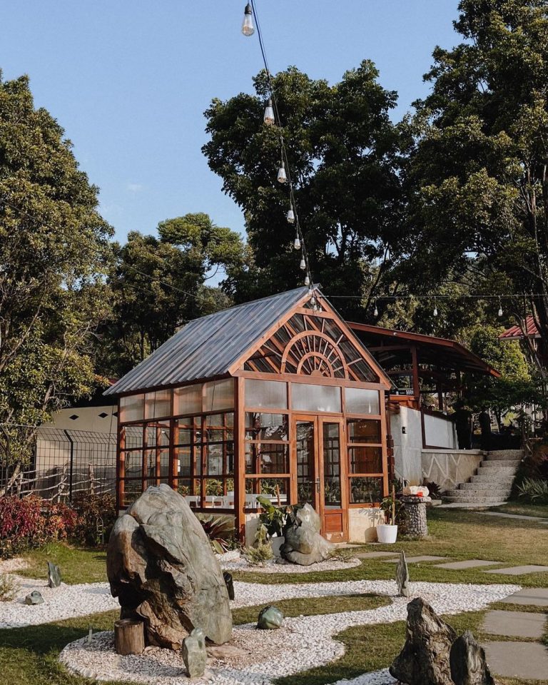 18 Cafe Hits Di Bogor Terbaru Januari 2024 - Wisata Milenial