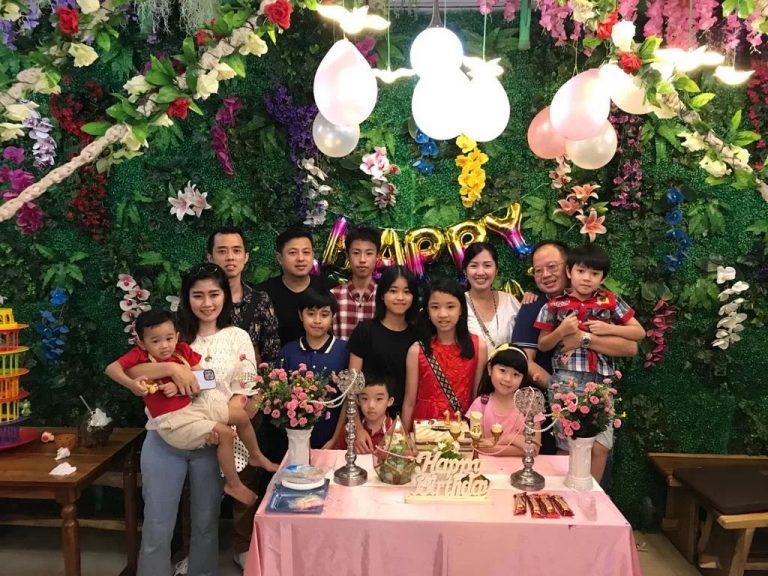 Review Strawberry Cafe Greenville Harga Menu Januari 2024 - Wisata Milenial