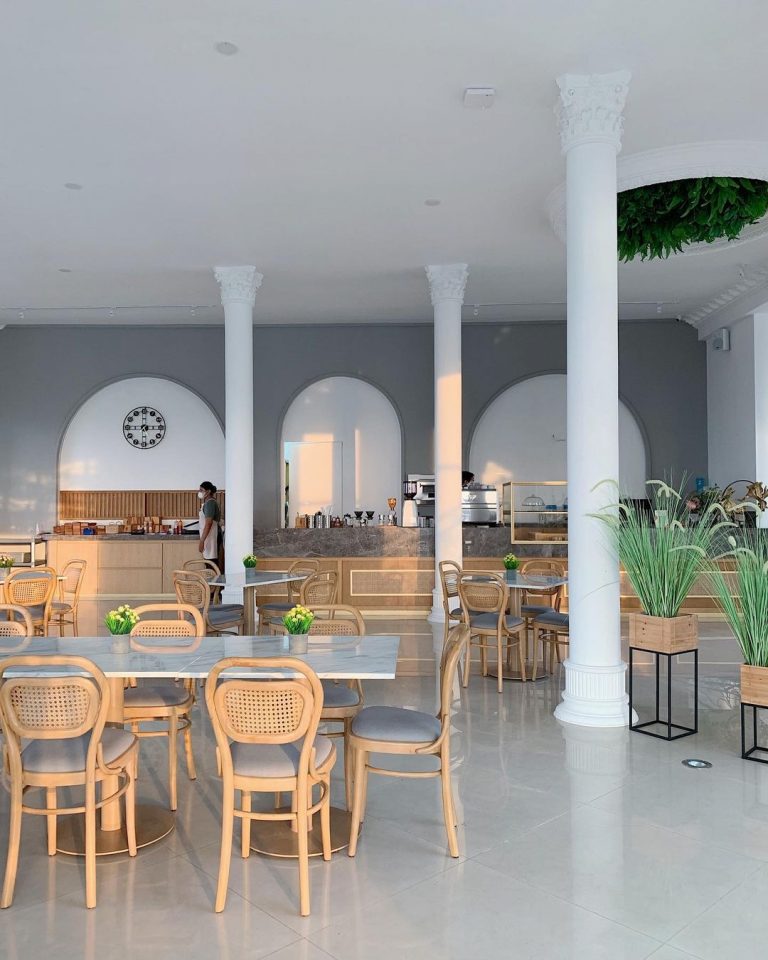 Review Tiga Surya Cafe & Eatery Semarang Harga Menu Terbaru - Wisata ...