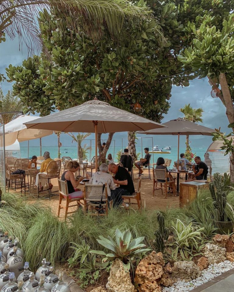 Stuja Di Pantai Bali Lokasi Dan Harga Menu Terbaru - Wisata Milenial