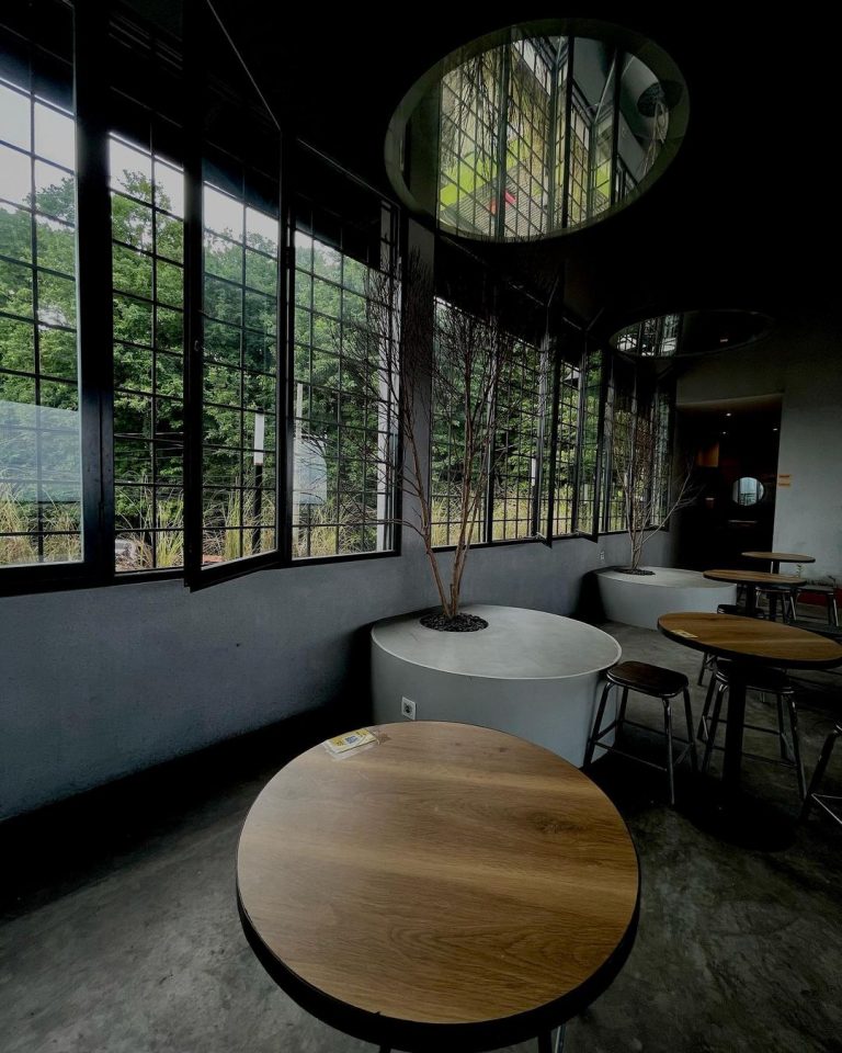 Ideologist Cafe Semarang Lokasi Foto Dan Harga Menu Terbaru - Wisata ...