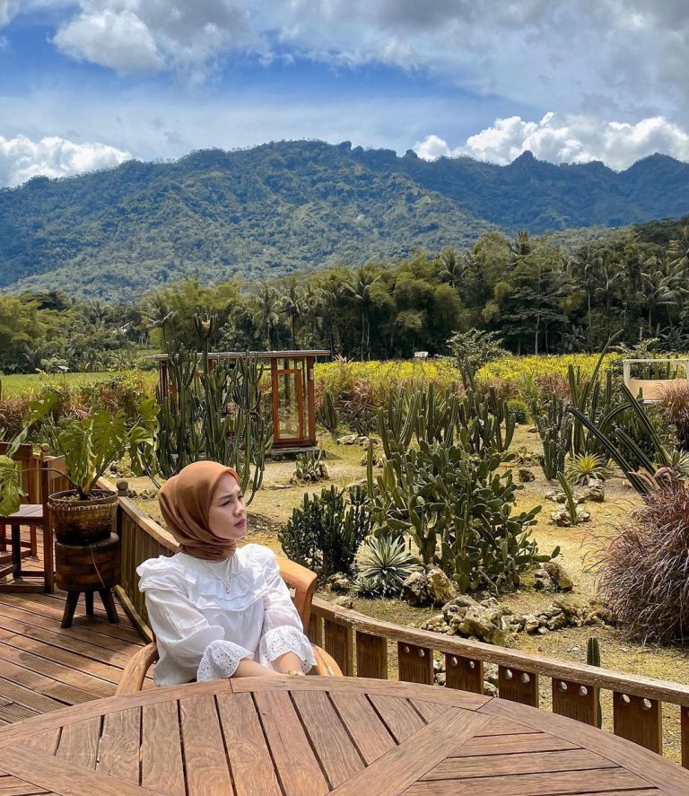 Fot Nalendro Cafe Borobudur Lokasi Dan Harga Menu Terbaru - Wisata Milenial